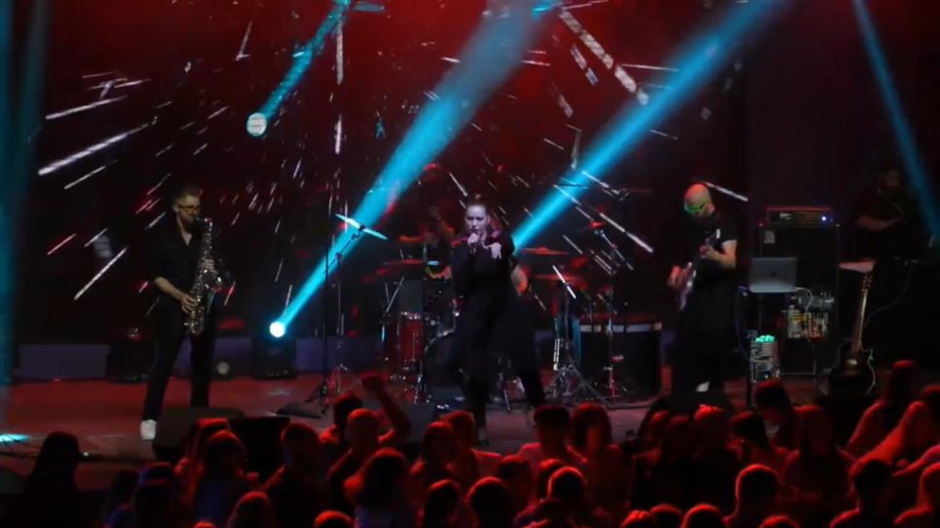 Лаура Диво (КИБЕРБАЛ) – Ленинград (WWW)