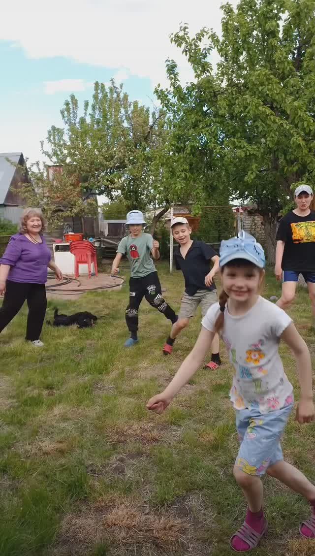 Идея для активных игр на природе. #Shorts