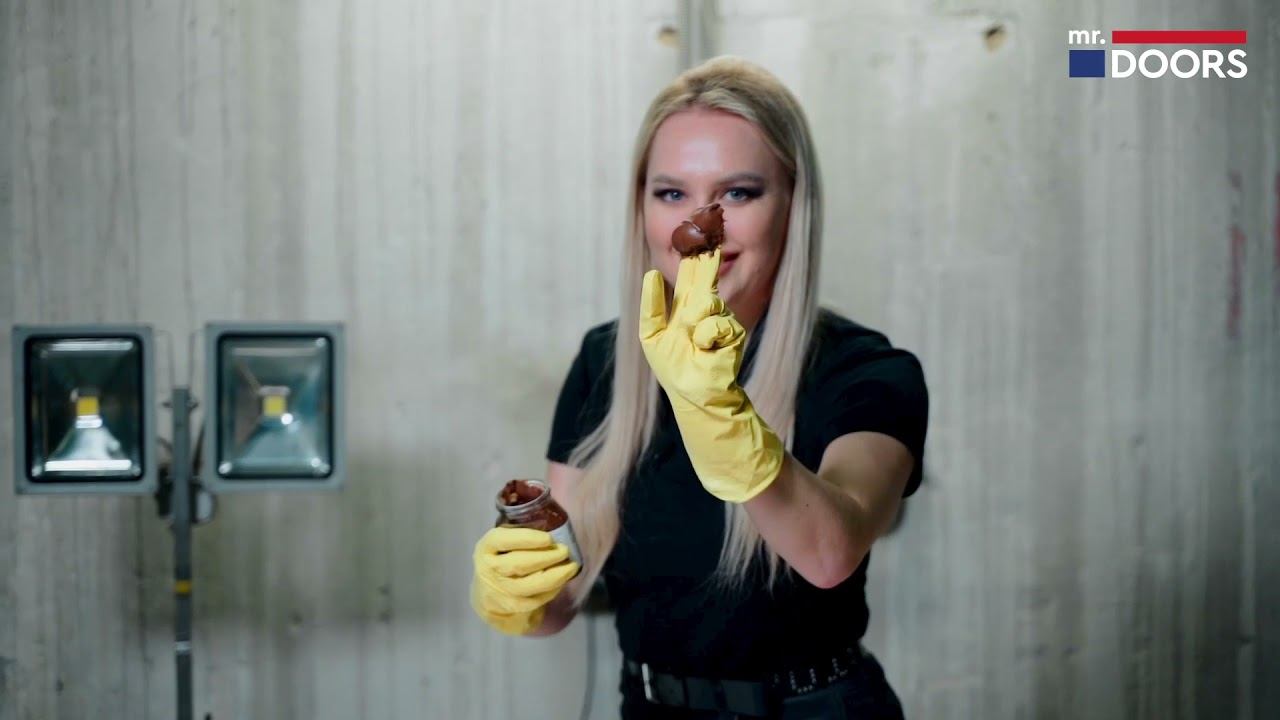 Краш-тест столешницы из акрилового камня