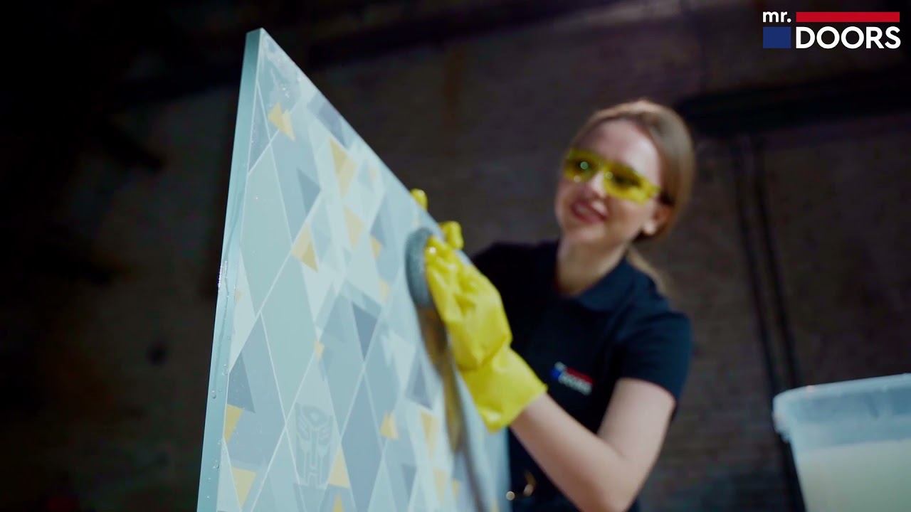 Краш-тест принтов (рисунков), нанесенных на мебель.