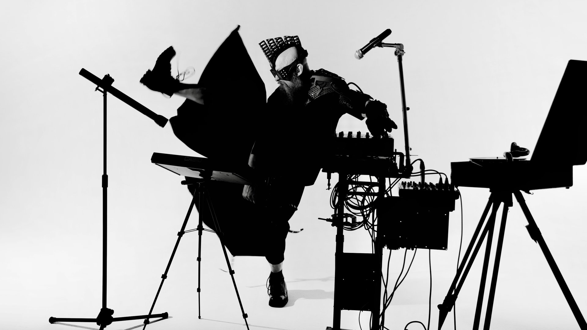 Лаура Диво (КИБЕРБАЛ) – По барам