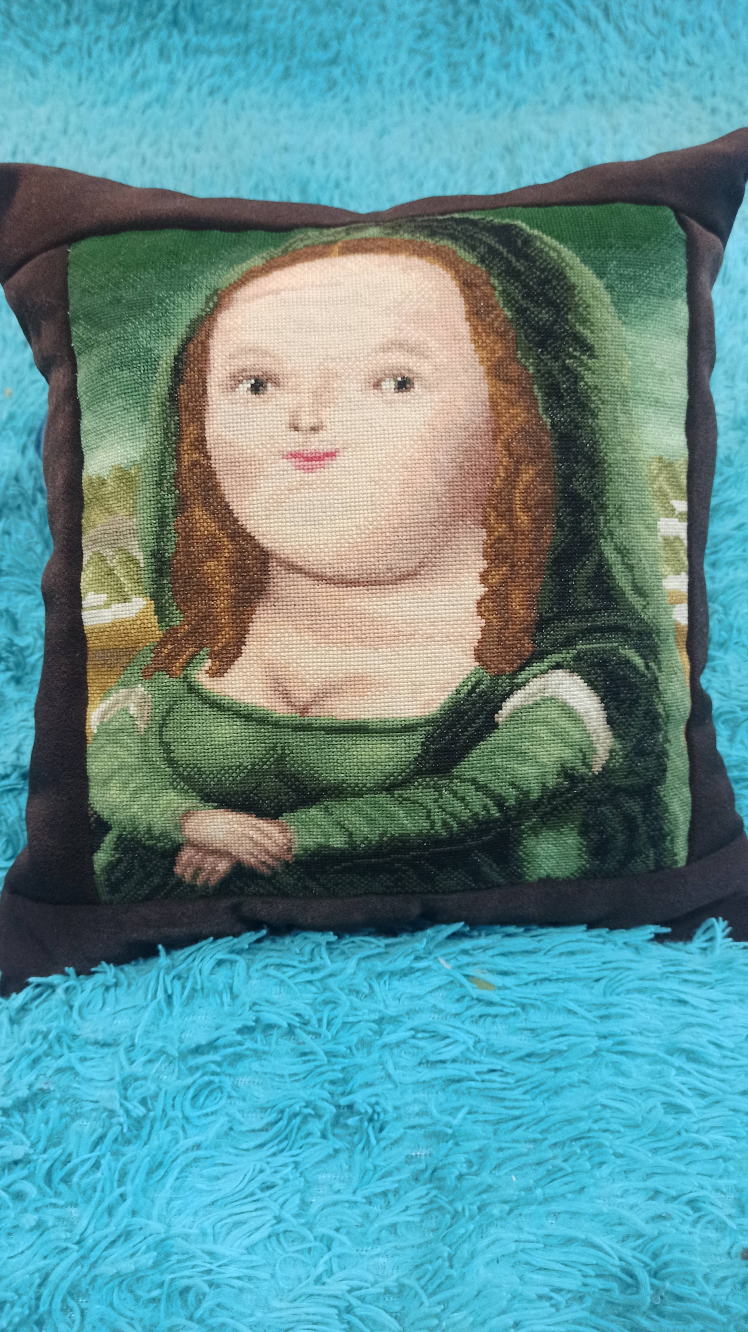 Мини обзор - отделка подушек в технике макраме.