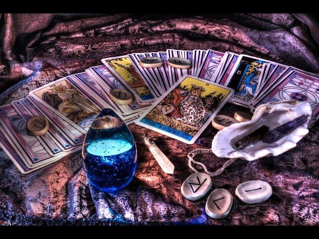 ПРАЗДНИЧ. РАСКЛАДЫ НА ТАРО. 1 Часть. Практикум. ДЕНЬ РОЖДЕНИЯ. ФАКЕЛ ГЕКАТЫ. ОТ ЛОЛИТЫ. Видео № 25.