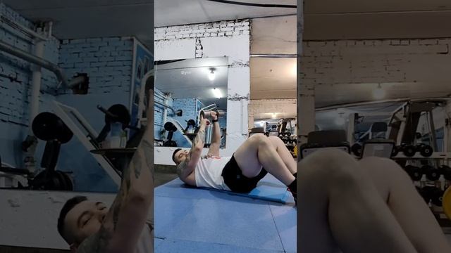 Скручивания с весом в 1 руке