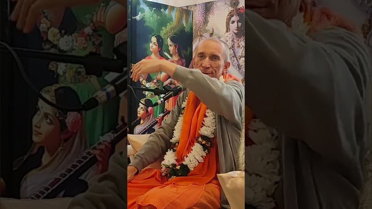 БХАГАВАТ-ГИТА + ТЕЛЕВИЗОР = ПЕРВОЕ МЕСТО #харекришна #санкиртана