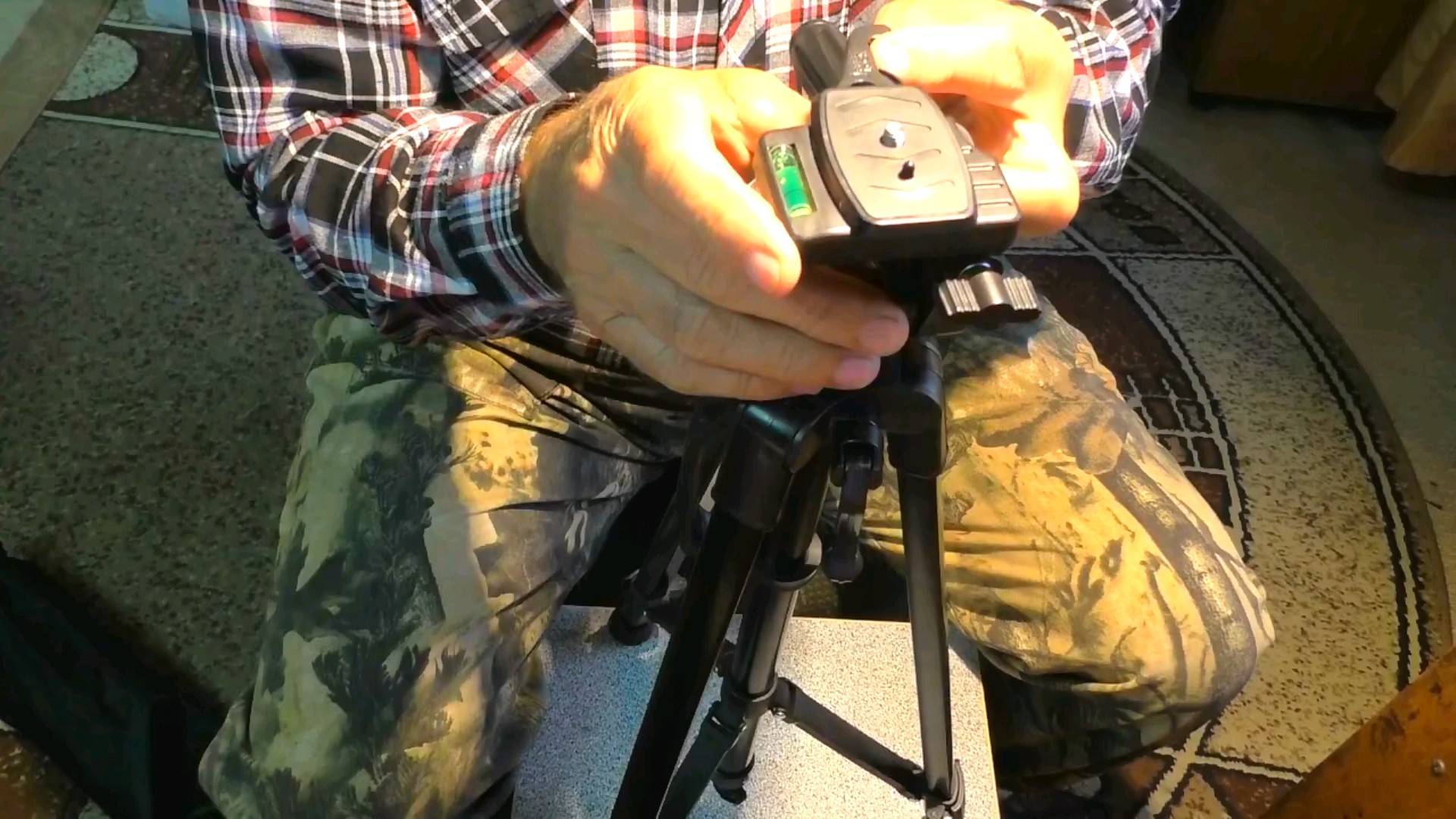 Универсальный фото штатив