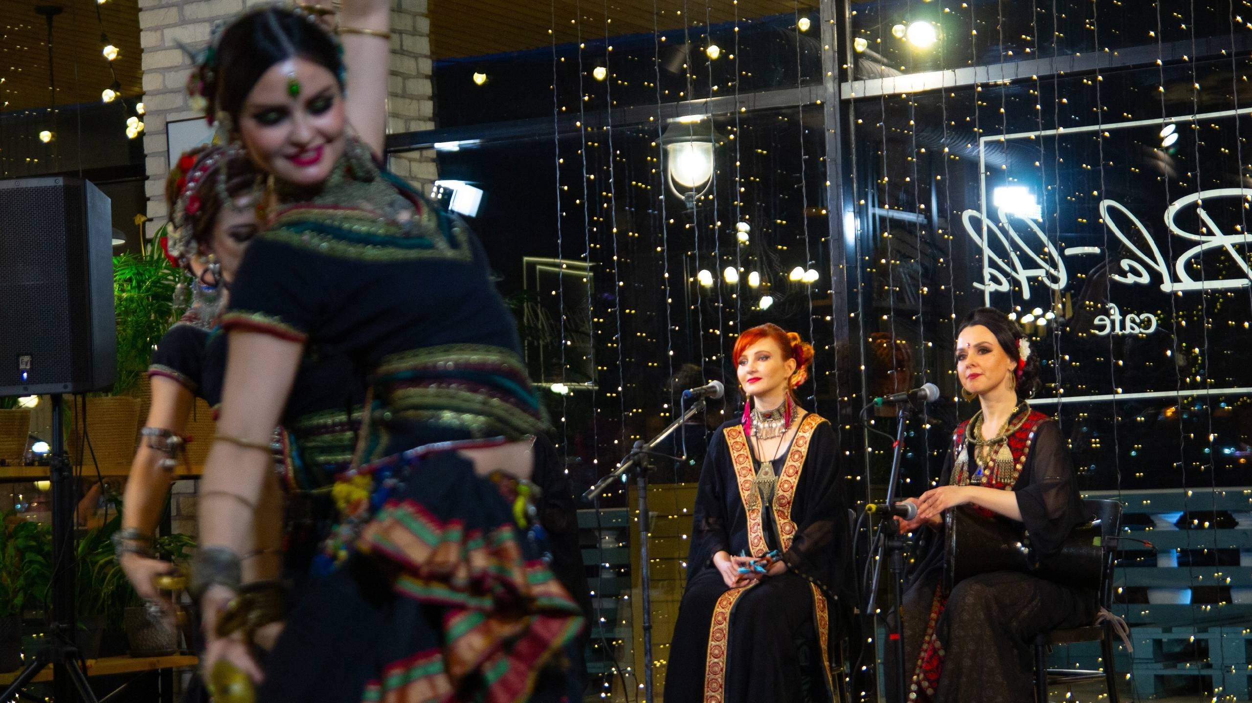 Yallah! и Мастерская танца "ЭССЕ" - Hadouni, Maleh u filfil, Raqset il Olall - ATS