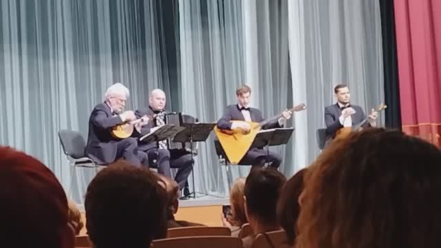 Квартет "Урал": видео с концерта "Вокруг света" (08.02.2025)