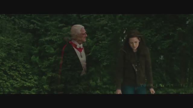 Twilight_ Dead and Love It (Leslie Nielsen in Twilight)