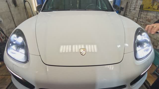 Замена моторного масла на PORSHE