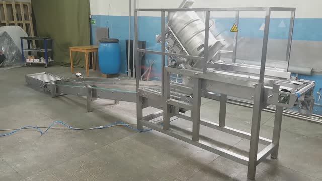 Переворачиватель пивных бочонков кег / keg turner / tilter kegs