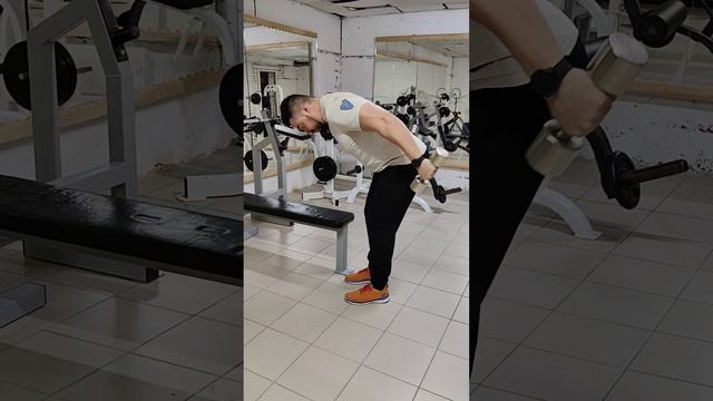 Разгибания рук в наклоне