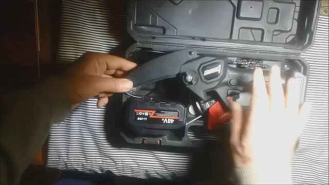 Аккумуляторная цепная пила полная версия