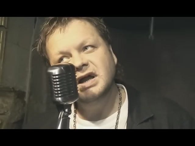 Бахыт-Компот | 8 марта (ОФИЦИАЛЬНЫЙ КЛИП)