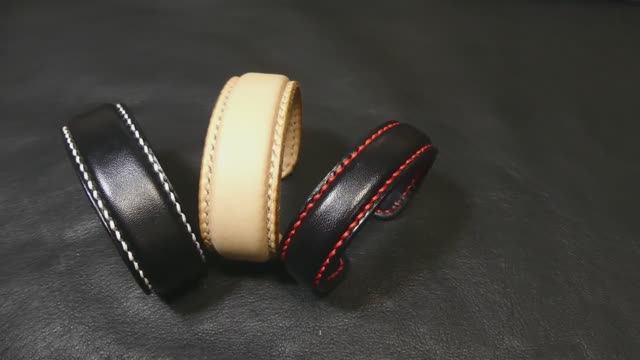 Пружинный браслет