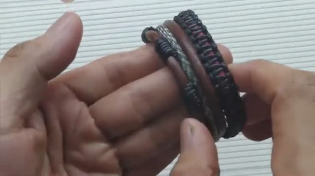 How to make Multilayer Paracord and Leather bracelet Multilayer Bracelet_270p_360p