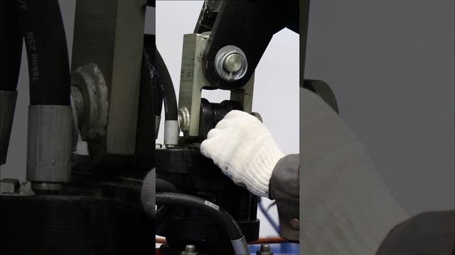 Ремонт эвакуатора: гарантийное ТО эвакуатора с КМУ Чайка-Сервис KM-278453-NR-811T-2S