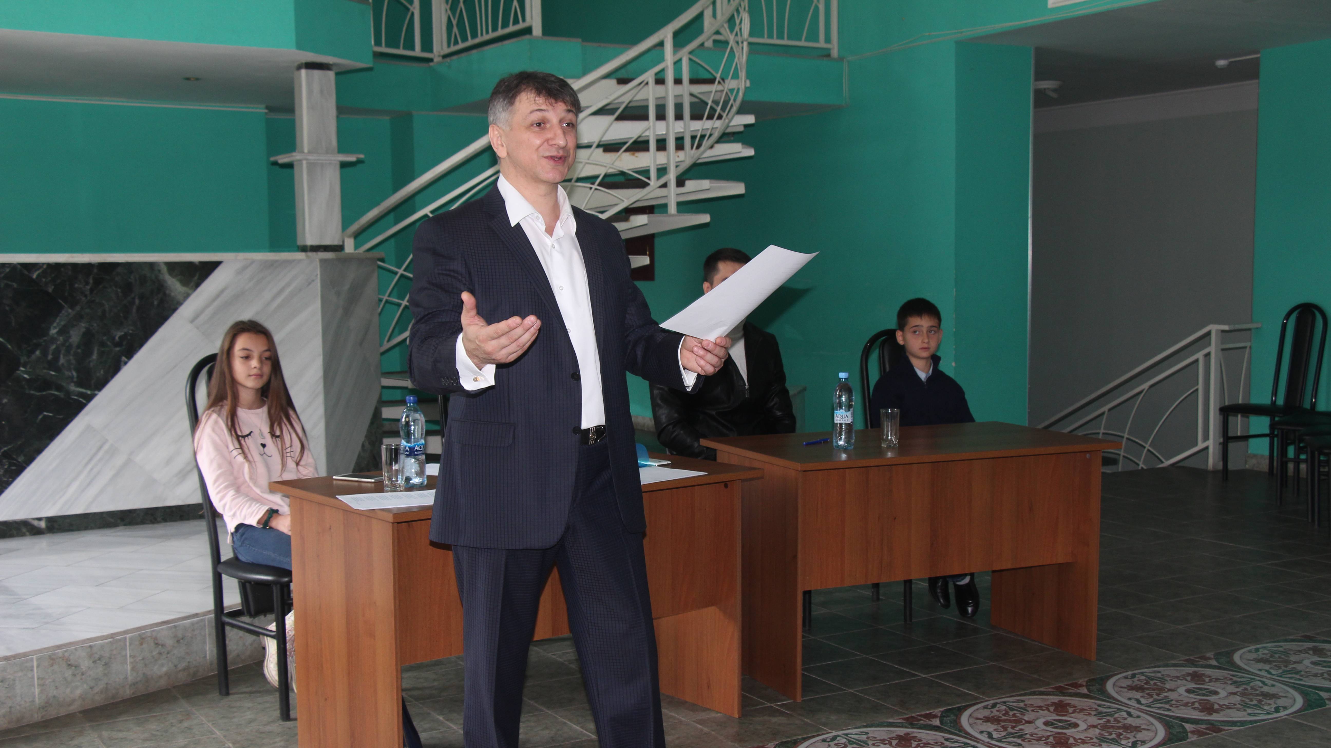 АСЛАНБЕК ПАГИЕВ. БЕРЕГИ