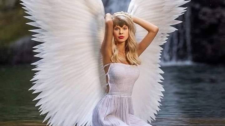 "Ивушки". Народный ансамбль - В мире танца
Руководитель Ирина Звягина. Полная версия.