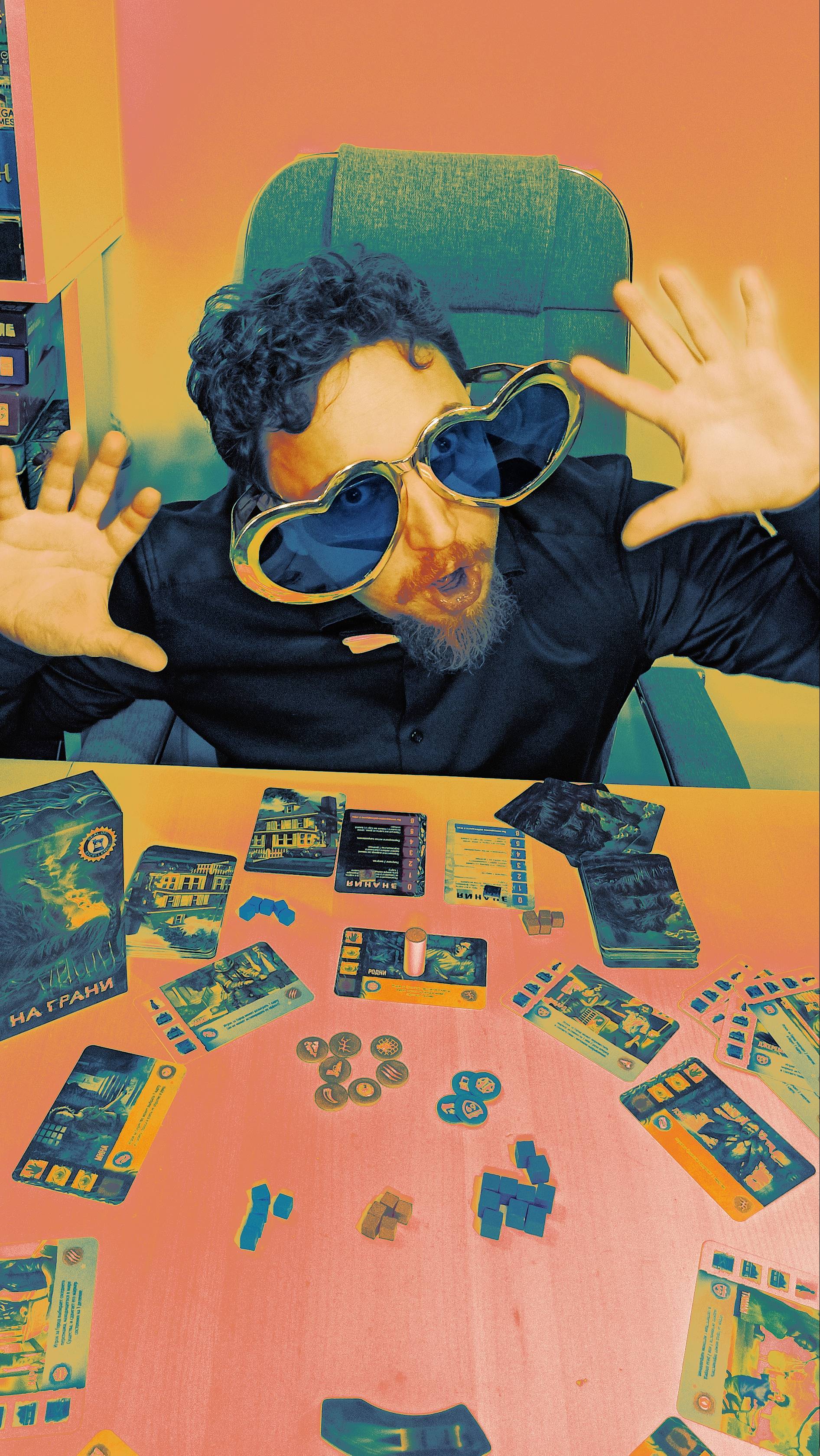 Игра "На грани", ч.1. День четвертый! #short #boardgames  #Baltazavr #games #На грани #мистика