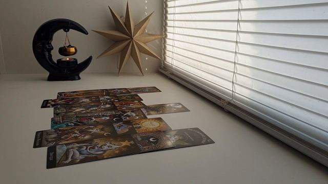 ЛЮБОВНЫЙ ТРЕУГОЛЬНИК 💯❤👸🤴👸💫💰✈🌎🔮🪄🃏🎁🎉