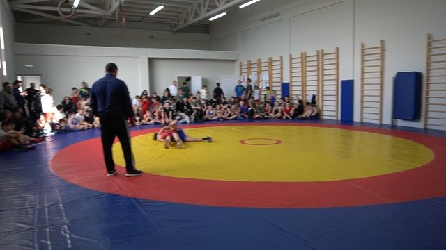 Борьба за выход в финала, греко-римская борьба.