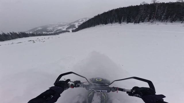 Новиков тестирует электро сноубайк на Алтае в январе 2025