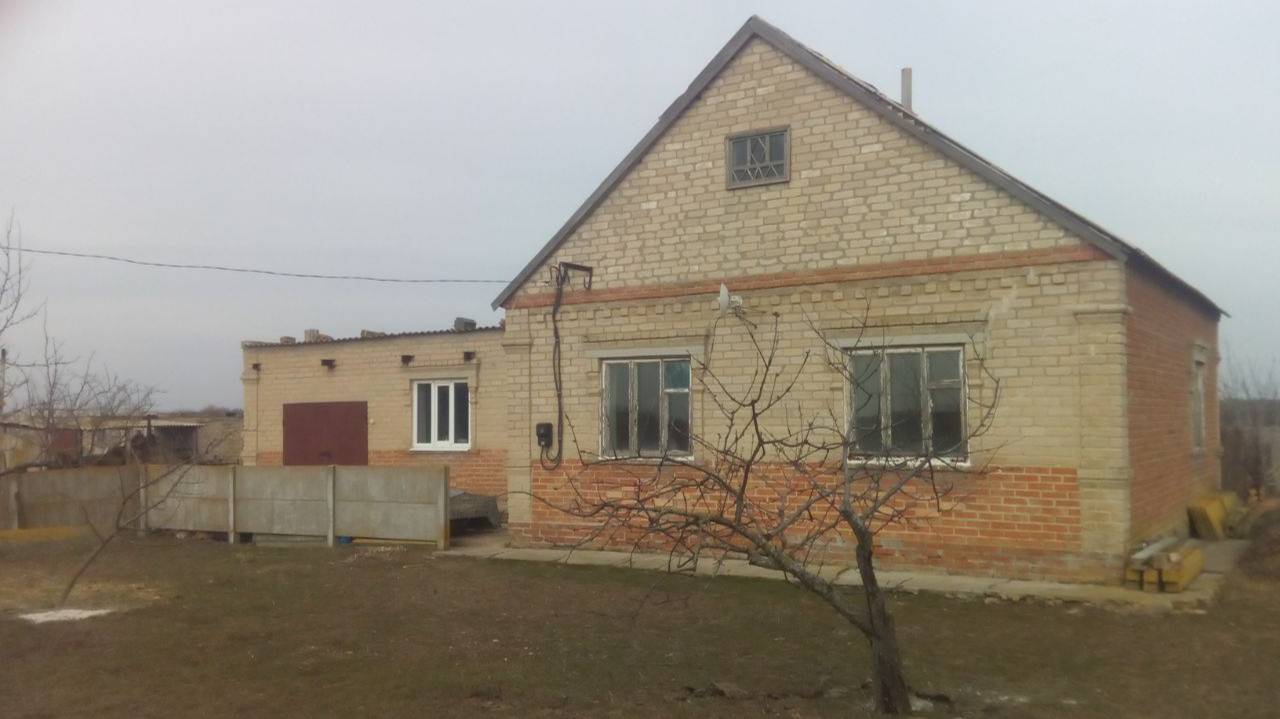 Домик с большим участком 1,6 га недорого на продаже недалеко от моря Запорожская обл., РФ