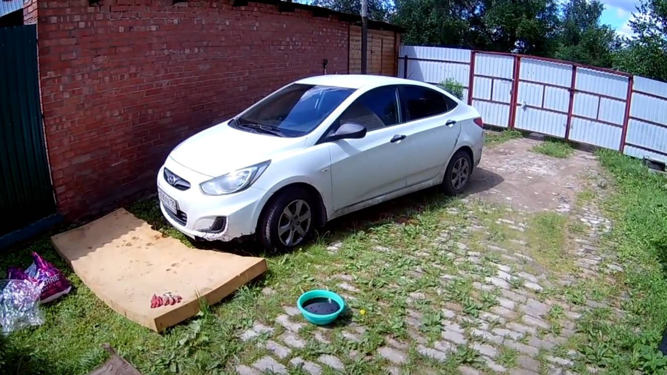 Hyundai Solaris. Пробег 756 тыс км. ТО 50. Состояние кузова и салона через 8 лет.