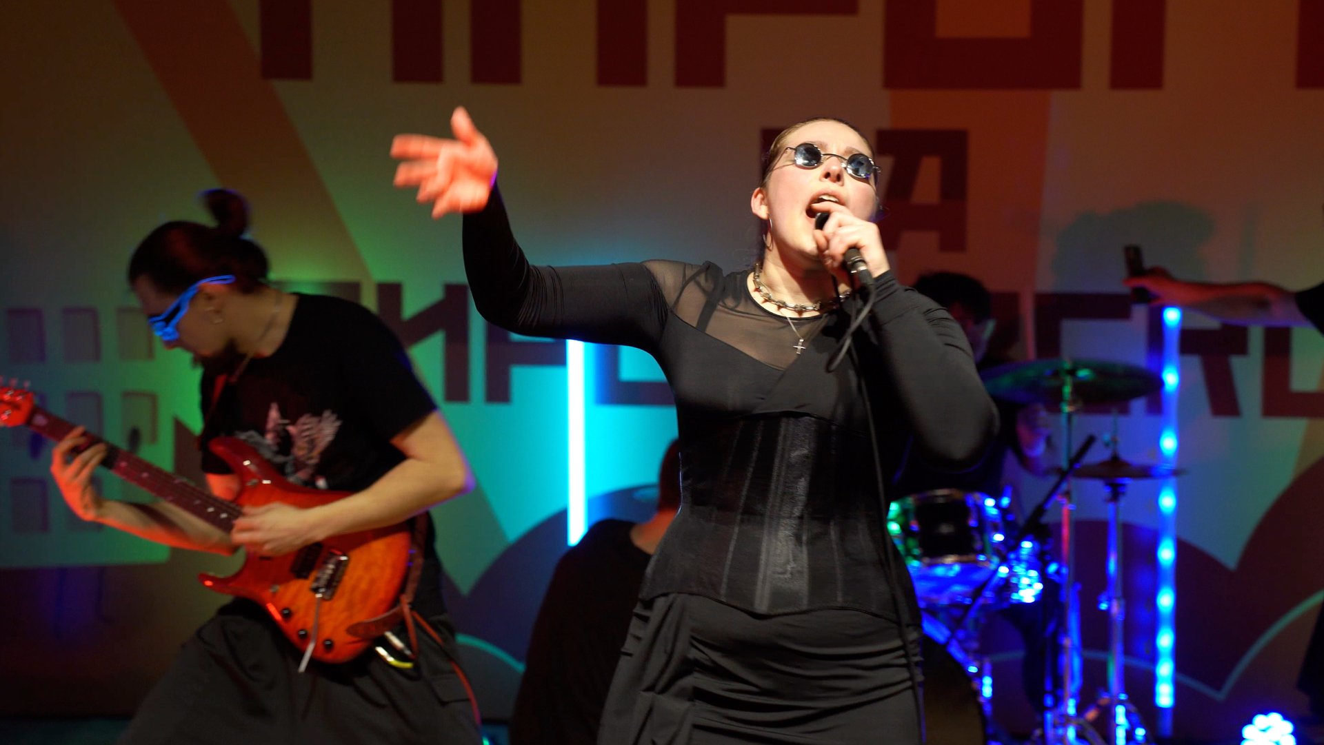 Лаура Диво (КИБЕРБАЛ) – КиШ (Кукла колдуна)