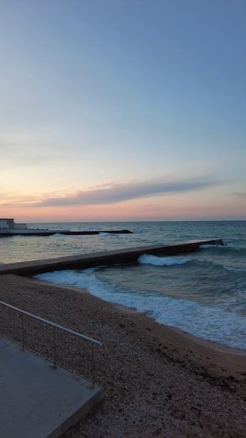 Прекрасный Севастополь.

Дорогие Друзья, прекрасного вечера Вам.
 #shorts #севастополь #море