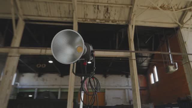 This light BLEW ME AWAY!  Aputure 1200x