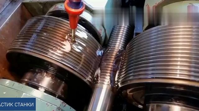 Осевая подача на 2-х роликовом резьбонакатном станке ZPA28-20