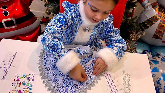 Украшаем кокошник стразами / Видео для детей