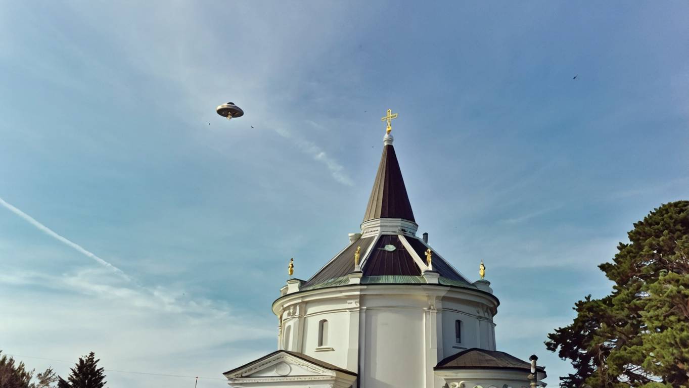 НЛО шар над территорией ЕС. Четкое ли видео?