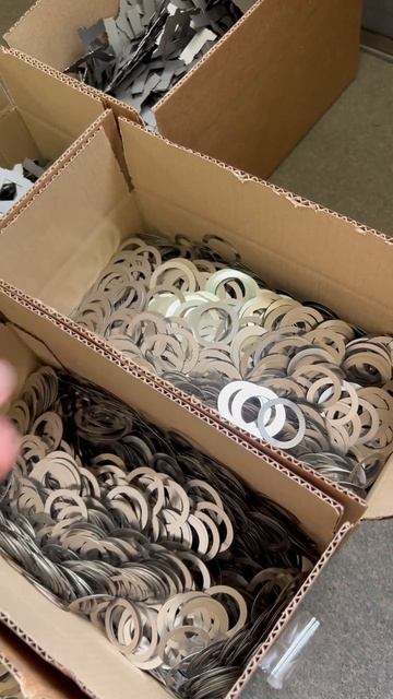 Металлические кольца заказные