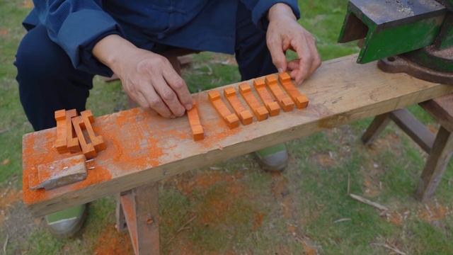 Замок - головоломка Любань из 12 деталей от дедушки Аму