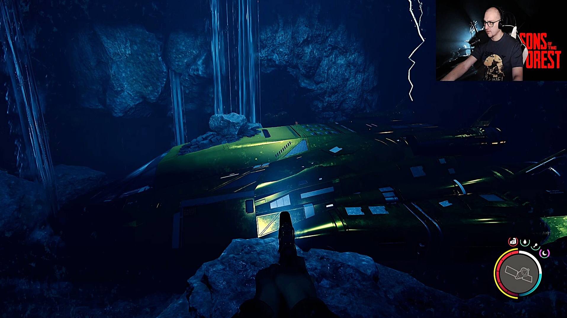 Звездолет УФО) №18 - coop (Sons Of The Forest)