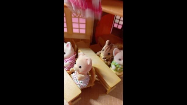 Sylvanian families 1 серия - "Потерянная игрушка"