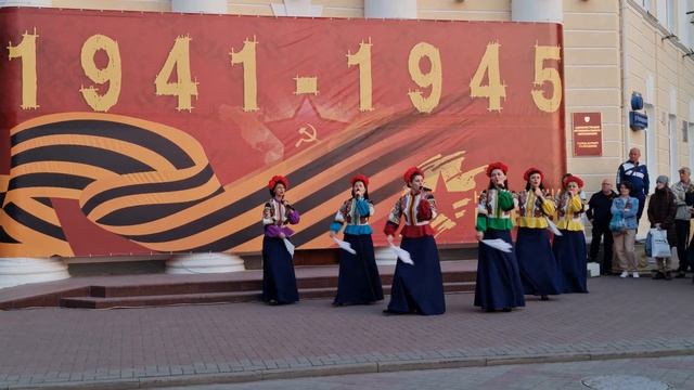 Ансамбль "Мелодия" педагоги ЦРТДиЮ - "Белый лебедь"