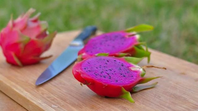 Пробило на экзотические фрукты. Питахайя.