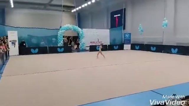 Будущая олимпийская чемпионка по художественной гимнастике