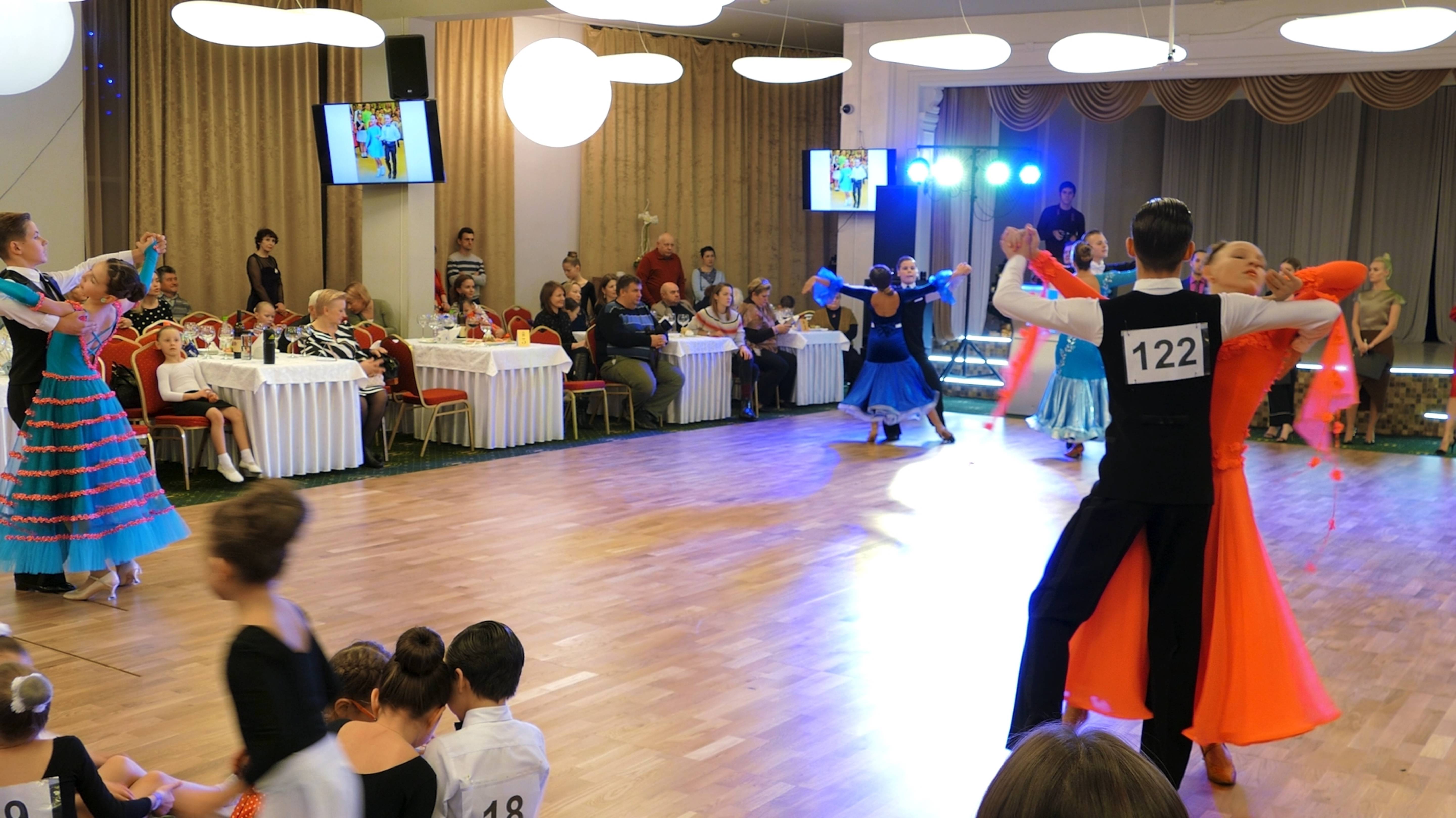 Турнир клуба "Танго" (Калининград - 10.12.2017) Юниоры, венский вальс