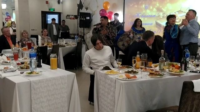 РЕСТОРАН " ЗАРИНА " ЮБИЛЕЙ ! ПОЕТ КЕМАЛОВ ШАНДРО  ПЕСНЮ "РОДИТЕЛИ "  !  ЦЫГАНСКИЙ АНСАМБЛЬ 2024 г