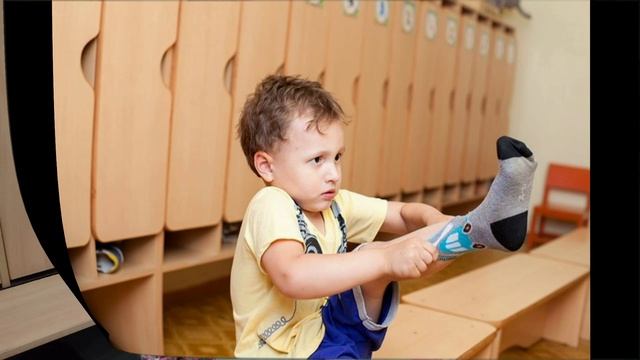 Как научить ребёнка одеваться.
