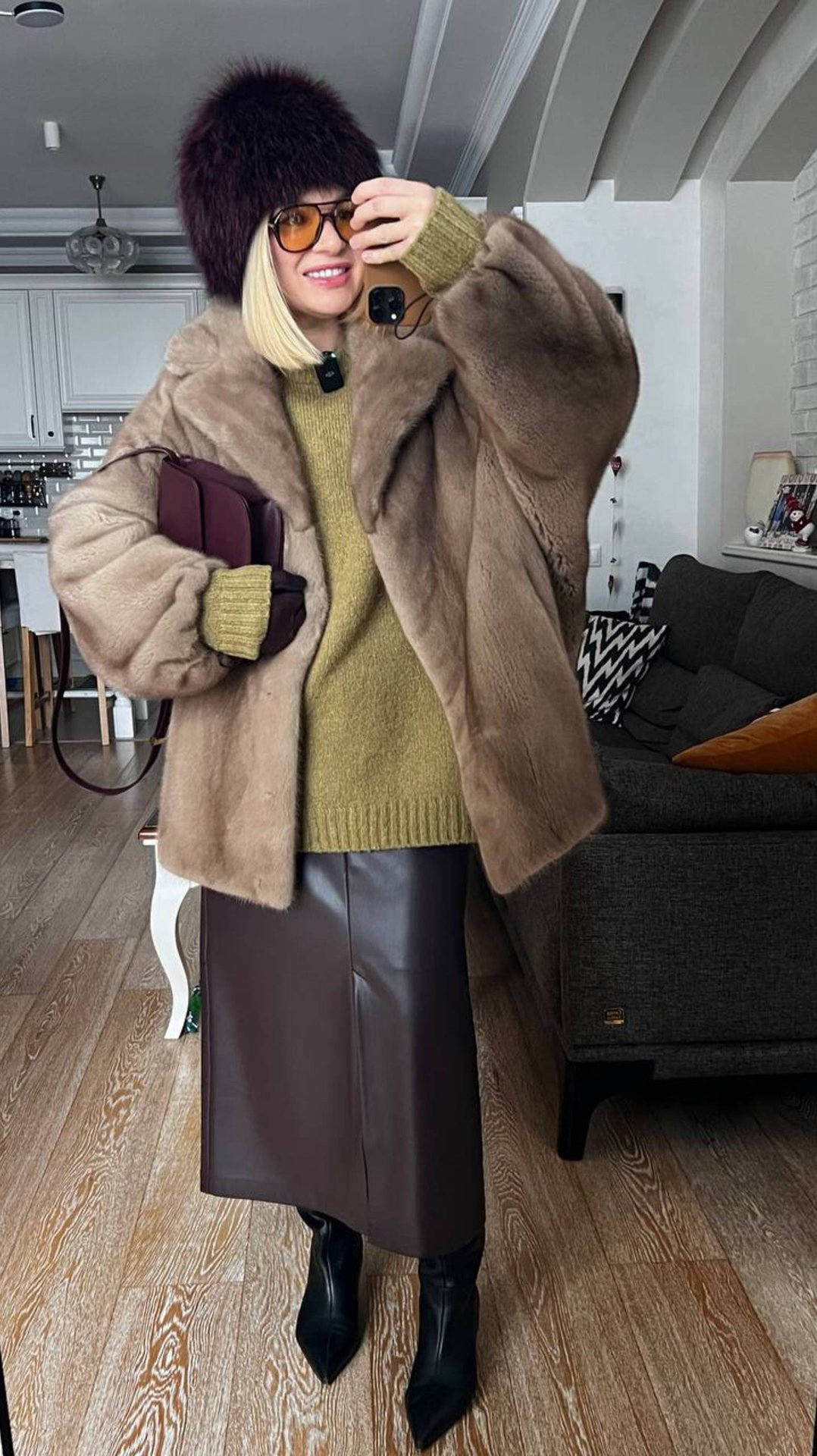 Какой образ 1 или 2? что бы вы выбрали? жду ответы в комментариях