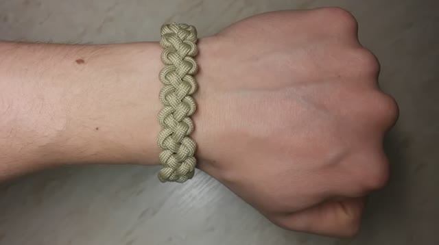 Быстрорасплетающийся браслет из паракорда Zipper на фастексе(360P)