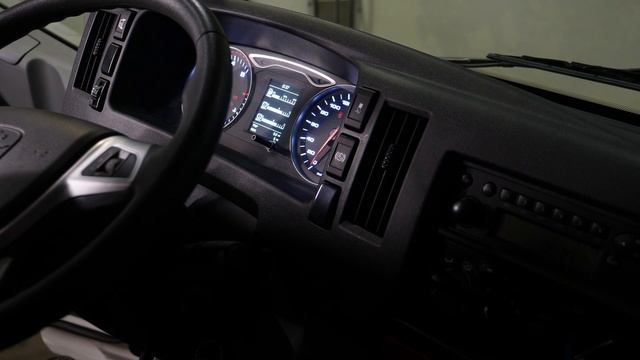 Обучающий урок 2. Кнопка удержания на уклоне.