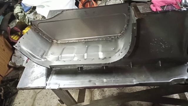 Ремонт кабины газели своими руками. Замена передних подножек и низов дверей на газели.