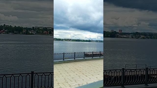Лето на Урале Набережная Нижний Тагил#нижнийтагил #урал #набережная #тучи #пруд #dronpdl @dronpdl